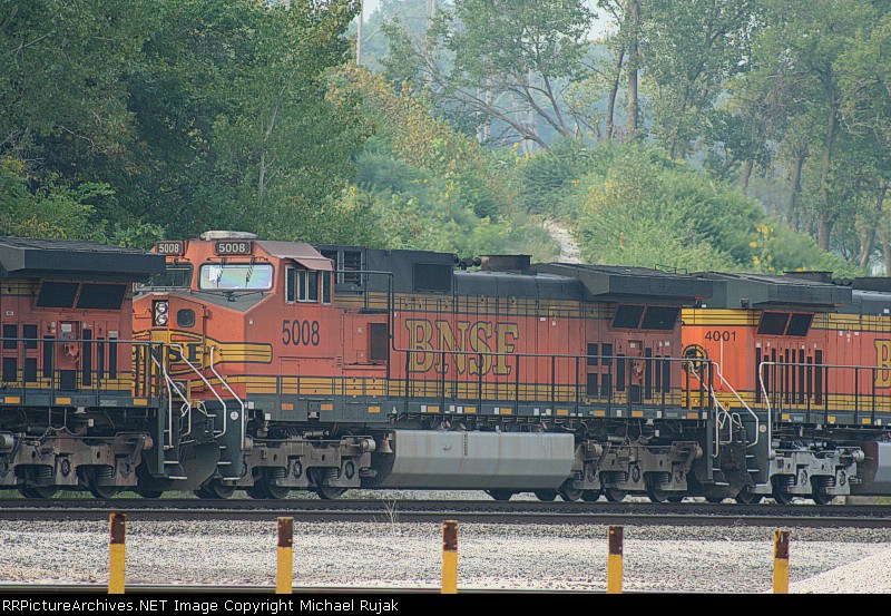 BNSF 5008